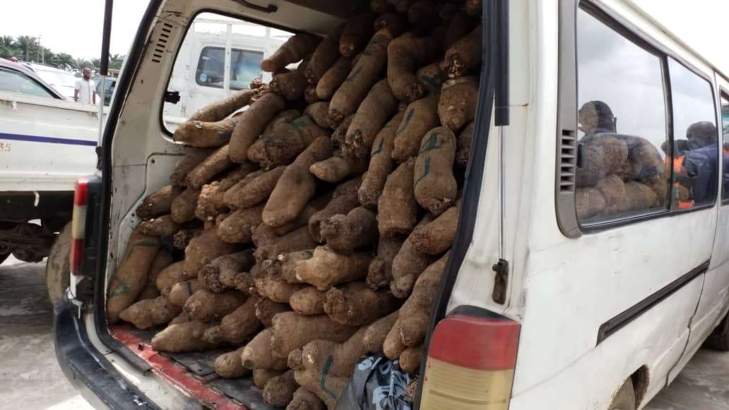 Lockdown: Isoko Leaders Donate Food Items to Vulnerable | The Street ...